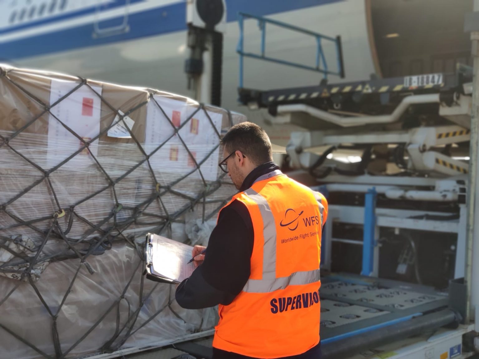 WFS fast-tracks sustainability across cargo and ground handling ...