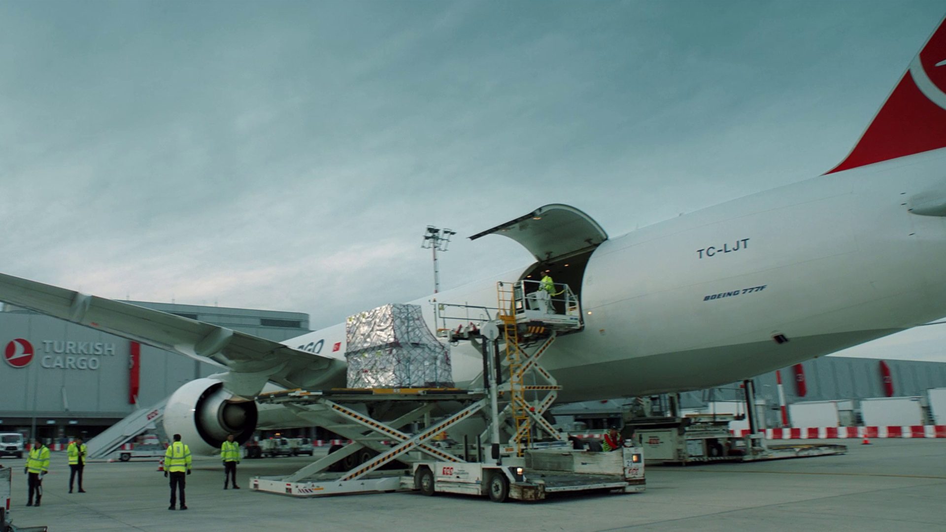 Turkish Cargo releases 3 Films about its SMARTIST Hub