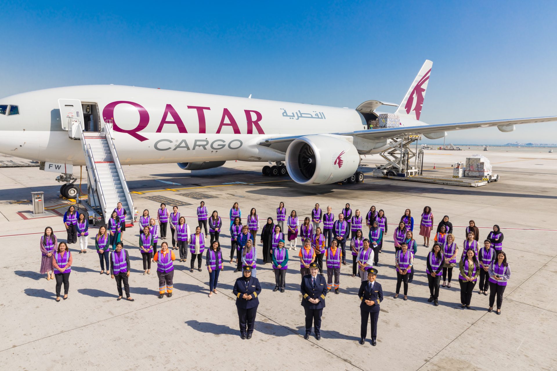 Qatar Airways Cargo เฉลิมฉลองวันสตรีสากลผ่านเที่ยวบินขนส่งสินค้าที่ ...