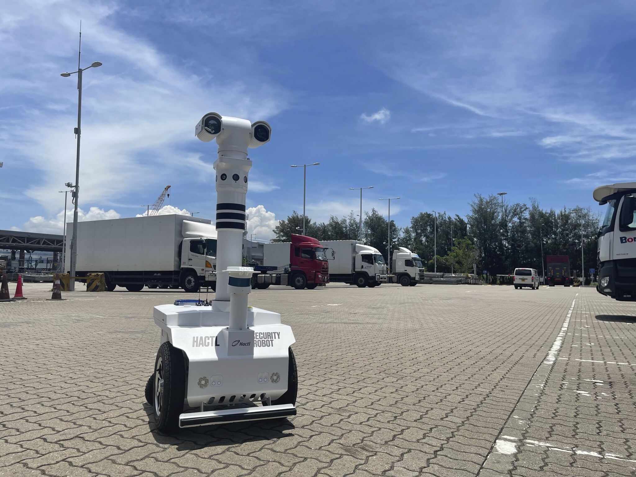 Robots strengthen Hactl Security at SuperTerminal - Airfreight Logistics